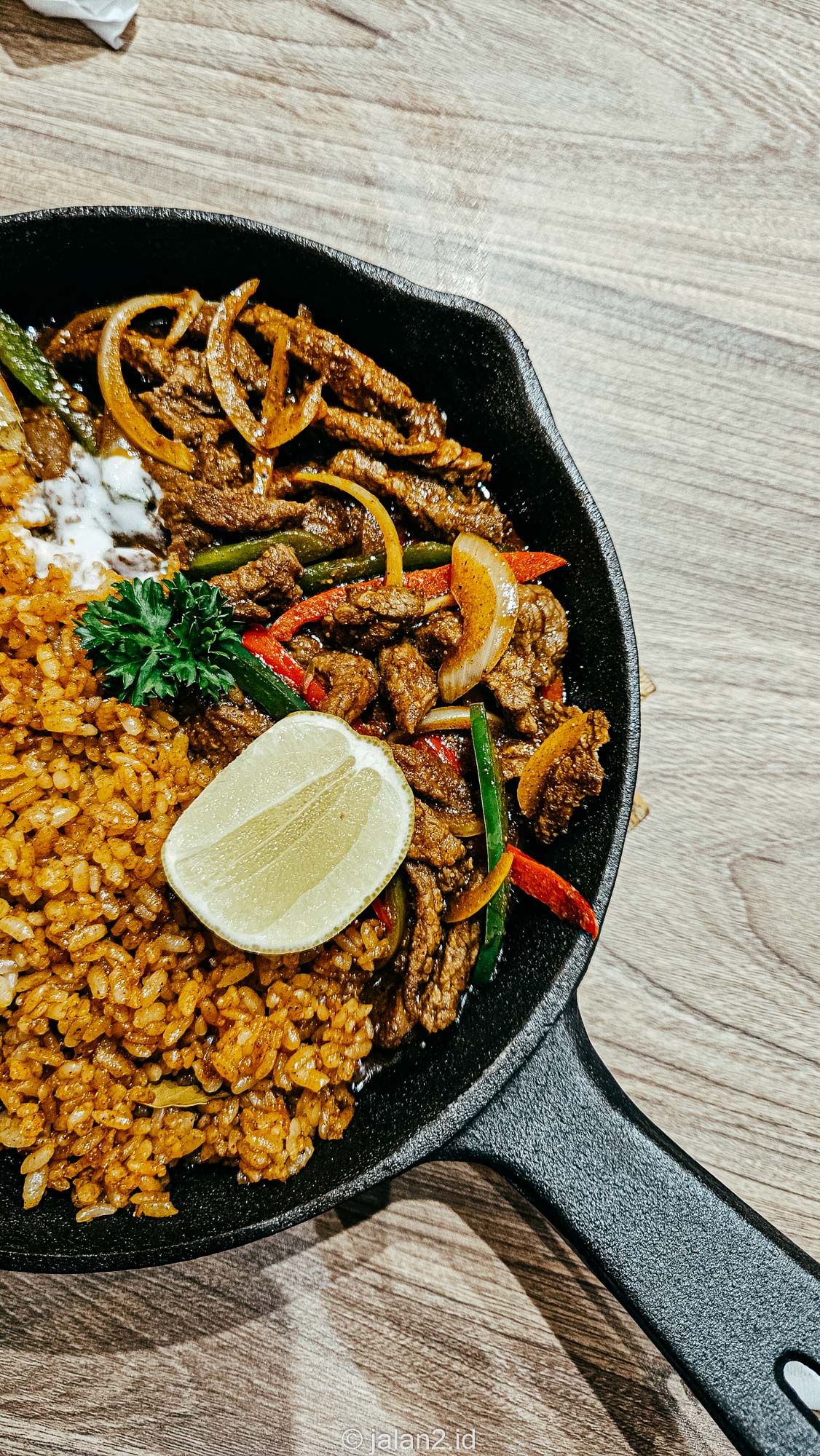 Makan Cozy di Kame Kitchen Bandung - Jalan2.id